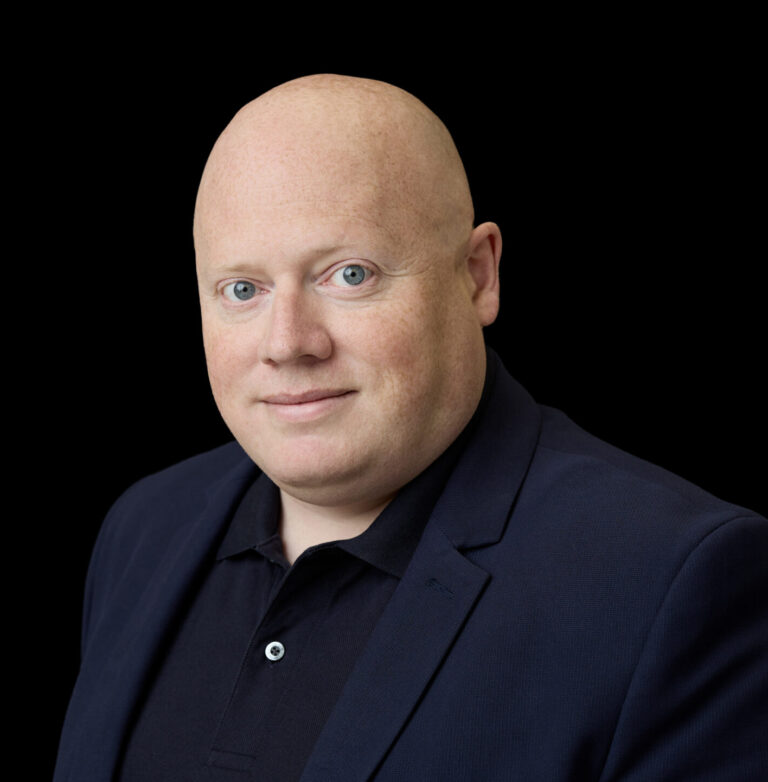 We are AMINA | Technology and Finance, in Real-time | AMINA